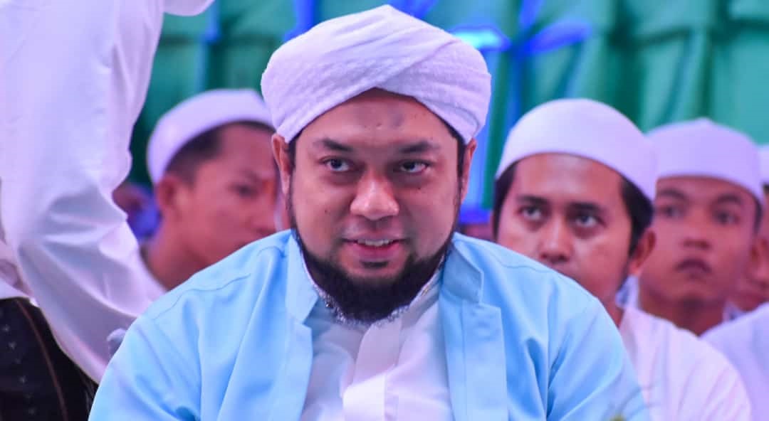 Kiai Azaim: Pengacara Itu Wakil Allah di Bumi | aswajadewata